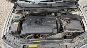 Pelēks Volvo V70 2000 Rīga, ar dzinēja tilpumu 2.50 L un nobraukumu 439 tūkst. km par 1300 €, foto 17 vietnē AUTOMOTO.COM.LV