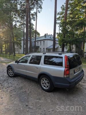 Pelēks Volvo V70 2000 Rīga, ar dzinēja tilpumu 2.40 L un nobraukumu 350 tūkst. km par 1000 €, foto 3 vietnē AUTOMOTO.COM.LV