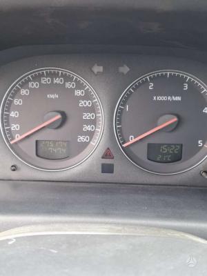 Pelēks Volvo V70 2000 Kauņa, ar dzinēja tilpumu 2.46 L un nobraukumu 275 tūkst. km par 1500 €, foto 9 vietnē AUTOMOTO.COM.LV