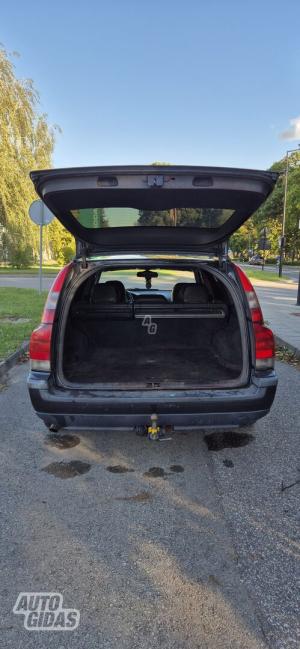Pelēks Volvo V70 2000 Alīta, ar dzinēja tilpumu 2.50 L un nobraukumu 388 tūkst. km par 690 €, foto 12 vietnē AUTOMOTO.COM.LV