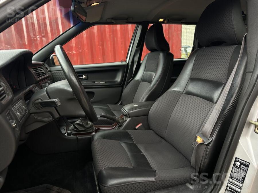 Pelēks Volvo V70 2000 Rīga, ar dzinēja tilpumu 2.50 L un nobraukumu 323 tūkst. km par 3300 €, foto 6 vietnē AUTOMOTO.COM.LV
