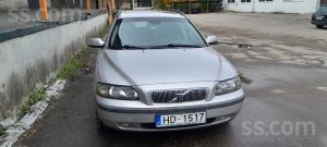 Серый Вольво В70 2000 в Рига, объемом двигателя 2.40 л и пробегом 223 тыс. км за 450 €, фото  на AUTOMOTO.COM.LV