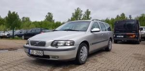 Pelēks Volvo V70 2001 Valmiera, ar dzinēja tilpumu 2.40 L un nobraukumu 404 tūkst. km par 1550 €, foto 8 vietnē AUTOMOTO.COM.LV