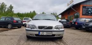 Pelēks Volvo V70 2001 Valmiera, ar dzinēja tilpumu 2.40 L un nobraukumu 404 tūkst. km par 1550 €, foto 9 vietnē AUTOMOTO.COM.LV