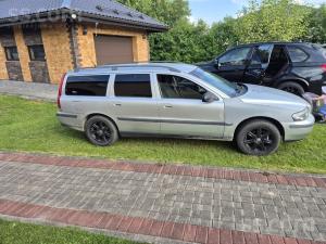 Pelēks Volvo V70 2001 Jēkabpils, ar dzinēja tilpumu 2.50 L un nobraukumu 439 tūkst. km par 1200 €, foto 3 vietnē AUTOMOTO.COM.LV