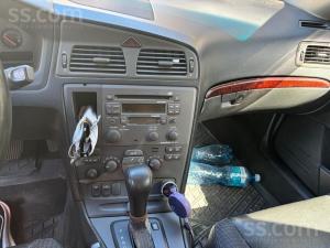 Pelēks Volvo V70 2001 Jūrmala, ar dzinēja tilpumu 2.40 L un nobraukumu 337 tūkst. km par 550 €, foto 10 vietnē AUTOMOTO.COM.LV