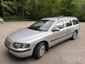 Pelēks Volvo V70 2001 Aizkraukle, ar dzinēja tilpumu 2.50 L un nobraukumu 356 tūkst. km par 1450 €, foto 7 vietnē AUTOMOTO.COM.LV