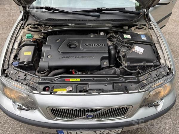 Grey Volvo V70 2001 in Aizkraukle, with an engine capacity of 2.50 L and mileage of 356 thousand km for 1450 €, photo 7 on AUTOMOTO.COM.LV