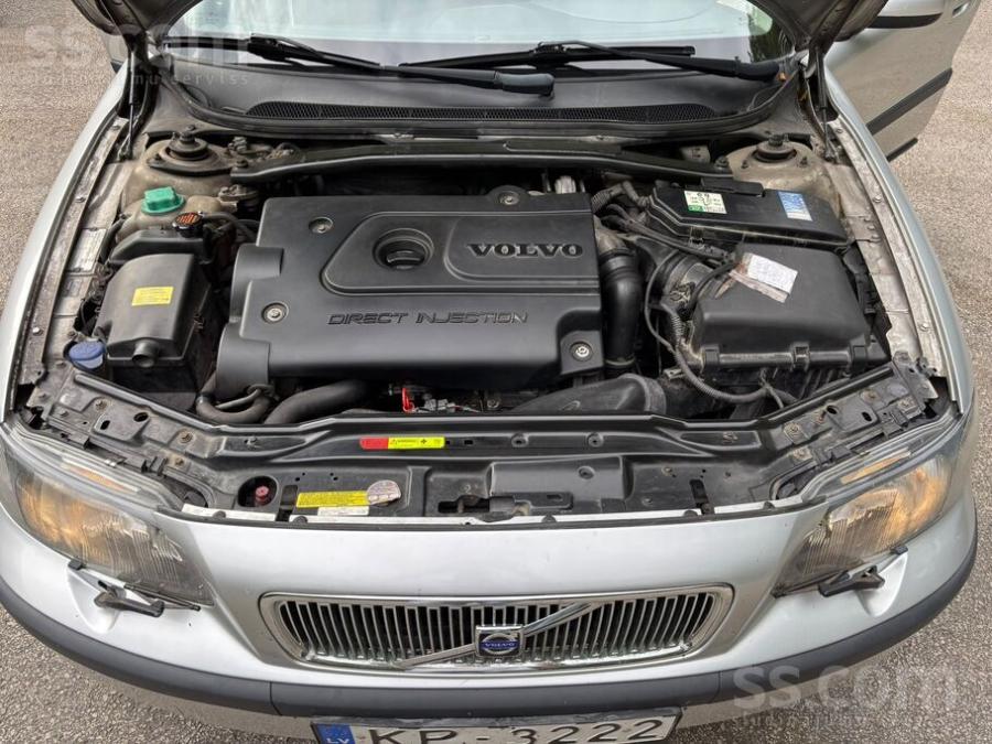 Pelēks Volvo V70 2001 Aizkraukle, ar dzinēja tilpumu 2.50 L un nobraukumu 356 tūkst. km par 1450 €, foto 8 vietnē AUTOMOTO.COM.LV