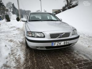 Pelēks Volvo V70 2002 Alīta, ar dzinēja tilpumu 2.40 L un nobraukumu 339 tūkst. km par 1350 €, foto 3 vietnē AUTOMOTO.COM.LV