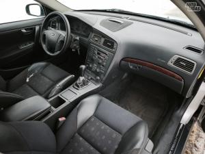 Pelēks Volvo V70 2002 Alīta, ar dzinēja tilpumu 2.40 L un nobraukumu 339 tūkst. km par 1350 €, foto 15 vietnē AUTOMOTO.COM.LV