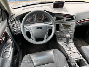 Pelēks Volvo V70 2002 Paide, ar dzinēja tilpumu 2.40 L un nobraukumu 491 tūkst. km par 2590 €, foto 13 vietnē AUTOMOTO.COM.LV