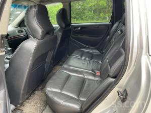 Pelēks Volvo V70 2002 Rīga, ar dzinēja tilpumu 2.40 L un nobraukumu 411 tūkst. km par 890 €, foto 6 vietnē AUTOMOTO.COM.LV