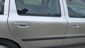 Grey Volvo V70 2002 in Klaipeda, with an engine capacity of 2.40 L and mileage of 627 thousand km for 1200 €, photo 9 on AUTOMOTO.COM.LV