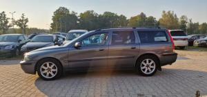 Pelēks Volvo V70 2002 Valmiera, ar dzinēja tilpumu 2.40 L un nobraukumu 467 tūkst. km par 1300 €, foto 6 vietnē AUTOMOTO.COM.LV