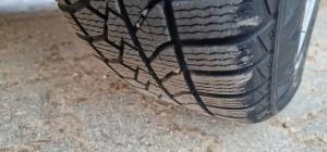 Pelēks Volvo V70 2002 Valmiera, ar dzinēja tilpumu 2.40 L un nobraukumu 467 tūkst. km par 1300 €, foto 12 vietnē AUTOMOTO.COM.LV