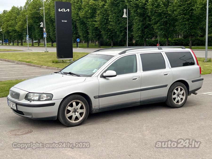 Серый Вольво В70 2002 в Нарва, объемом двигателя 2.40 л и пробегом 315 тыс. км за 999 €, фото 1 на AUTOMOTO.COM.LV