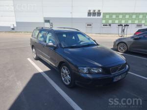 Pelēks Volvo V70 2002 Rīga, ar dzinēja tilpumu 2.40 L un nobraukumu 333 tūkst. km par 1100 €, foto 5 vietnē AUTOMOTO.COM.LV