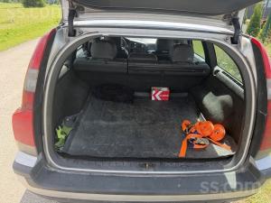 Pelēks Volvo V70 2002 Rīga, ar dzinēja tilpumu 2.40 L un nobraukumu 388 tūkst. km par 1250 €, foto 7 vietnē AUTOMOTO.COM.LV