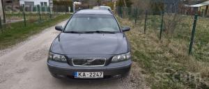 Grey Volvo V70 2002 in Riga, with an engine capacity of 2.40 L and mileage of 296 thousand km for 900 €, photo  on AUTOMOTO.COM.LV