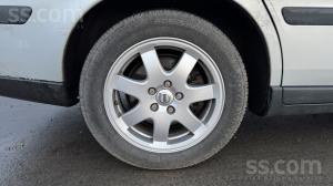 Pelēks Volvo V70 2002 Rīga, ar dzinēja tilpumu 2.40 L un nobraukumu 381 tūkst. km par 2000 €, foto 4 vietnē AUTOMOTO.COM.LV