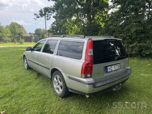 Grey Volvo V70 2003 in Riga, with an engine capacity of 2.40 L and mileage of 398 thousand km for 1650 €, photo 6 on AUTOMOTO.COM.LV