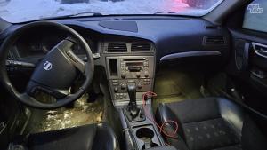 Pelēks Volvo V70 2003 Klaipėda, ar dzinēja tilpumu 2.40 L un nobraukumu 475 tūkst. km par 550 €, foto 9 vietnē AUTOMOTO.COM.LV