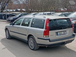 Pelēks Volvo V70 2003 Viļņa, ar dzinēja tilpumu 2.40 L un nobraukumu 452 tūkst. km par 1200 €, foto 6 vietnē AUTOMOTO.COM.LV