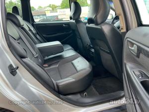 Pelēks Volvo V70 2003 Paide, ar dzinēja tilpumu 2.40 L un nobraukumu 298 tūkst. km par 2990 €, foto 10 vietnē AUTOMOTO.COM.LV
