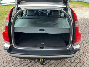 Pelēks Volvo V70 2003 Paide, ar dzinēja tilpumu 2.40 L un nobraukumu 298 tūkst. km par 2990 €, foto 12 vietnē AUTOMOTO.COM.LV