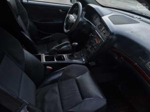 Grey Volvo V70 2003 in Alytus, with an engine capacity of 2.40 L and mileage of 442 thousand km for 1499 €, photo 12 on AUTOMOTO.COM.LV