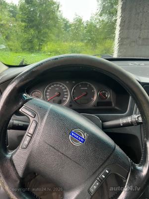 Grey Volvo V70 2003 in Tallinn, with an engine capacity of 2.40 L and mileage of 486 thousand km for 650 €, photo 9 on AUTOMOTO.COM.LV