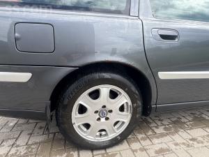 Серый Вольво В70 2003 в Айзкраукле, объемом двигателя 2.40 л и пробегом 478 тыс. км за 1550 €, фото 5 на AUTOMOTO.COM.LV
