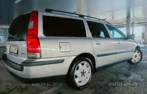 Grey Volvo V70 2003 in Tallinn, with an engine capacity of 2.40 L and mileage of 181 thousand km for 4300 €, photo 5 on AUTOMOTO.COM.LV