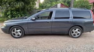 Pelēks Volvo V70 2003 Daugavpils, ar dzinēja tilpumu 2.40 L un nobraukumu 397 tūkst. km par 1550 €, foto 7 vietnē AUTOMOTO.COM.LV