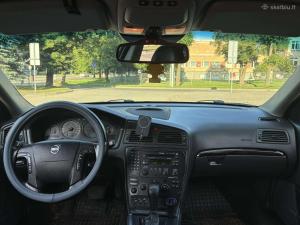 Pelēks Volvo V70 2003 Šauļi, ar dzinēja tilpumu 2.40 L un nobraukumu 375 tūkst. km par 1450 €, foto 10 vietnē AUTOMOTO.COM.LV