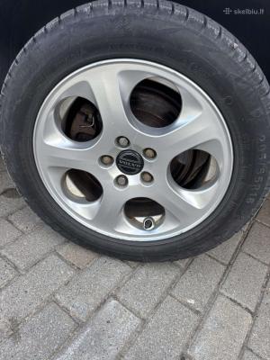 Pelēks Volvo V70 2003 Šauļi, ar dzinēja tilpumu 2.40 L un nobraukumu 375 tūkst. km par 1450 €, foto 20 vietnē AUTOMOTO.COM.LV