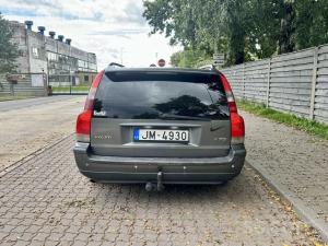 Pelēks Volvo V70 2003 Jelgava, ar dzinēja tilpumu 2.40 L un nobraukumu 470 tūkst. km par 1090 €, foto 5 vietnē AUTOMOTO.COM.LV