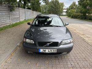 Pelēks Volvo V70 2003 Jelgava, ar dzinēja tilpumu 2.40 L un nobraukumu 470 tūkst. km par 1090 €, foto 6 vietnē AUTOMOTO.COM.LV
