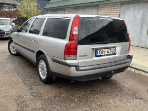 Pelēks Volvo V70 2003 Daugavpils, ar dzinēja tilpumu 2.40 L un nobraukumu 0 tūkst. km par 1250 €, foto 4 vietnē AUTOMOTO.COM.LV