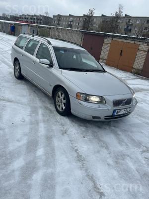 Pelēks Volvo V70 2004 Rēzekne, ar dzinēja tilpumu 2.40 L un nobraukumu 306 tūkst. km par 2000 €, foto 9 vietnē AUTOMOTO.COM.LV
