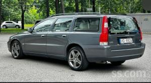 Grey Volvo V70 2004 in Riga, with an engine capacity of 2.40 L and mileage of 280 thousand km for 1000 €, photo 6 on AUTOMOTO.COM.LV
