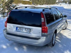 Pelēks Volvo V70 2004 Viļņa, ar dzinēja tilpumu 2.40 L un nobraukumu 427 tūkst. km par 1555 €, foto 3 vietnē AUTOMOTO.COM.LV