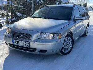 Pelēks Volvo V70 2004 Viļņa, ar dzinēja tilpumu 2.40 L un nobraukumu 427 tūkst. km par 1555 €, foto 5 vietnē AUTOMOTO.COM.LV