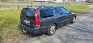 Grey Volvo V70 2004 in Tallinn, with an engine capacity of 2.40 L and mileage of 0 thousand km for 2000 €, photo 5 on AUTOMOTO.COM.LV