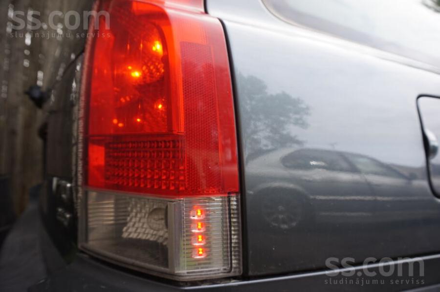 Grey Volvo V70 2004 in Jurmala, with an engine capacity of 2.40 L and mileage of 329 thousand km for 650 €, photo 16 on AUTOMOTO.COM.LV