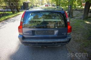 Grey Volvo V70 2004 in Jurmala, with an engine capacity of 2.40 L and mileage of 329 thousand km for 650 €, photo 22 on AUTOMOTO.COM.LV