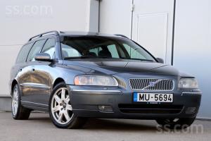 Pelēks Volvo V70 2004 Tukums, ar dzinēja tilpumu 2.40 L un nobraukumu 425 tūkst. km par 2590 €, foto  vietnē AUTOMOTO.COM.LV