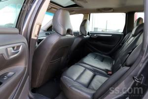 Grey Volvo V70 2004 in Tukums, with an engine capacity of 2.40 L and mileage of 425 thousand km for 2590 €, photo 13 on AUTOMOTO.COM.LV