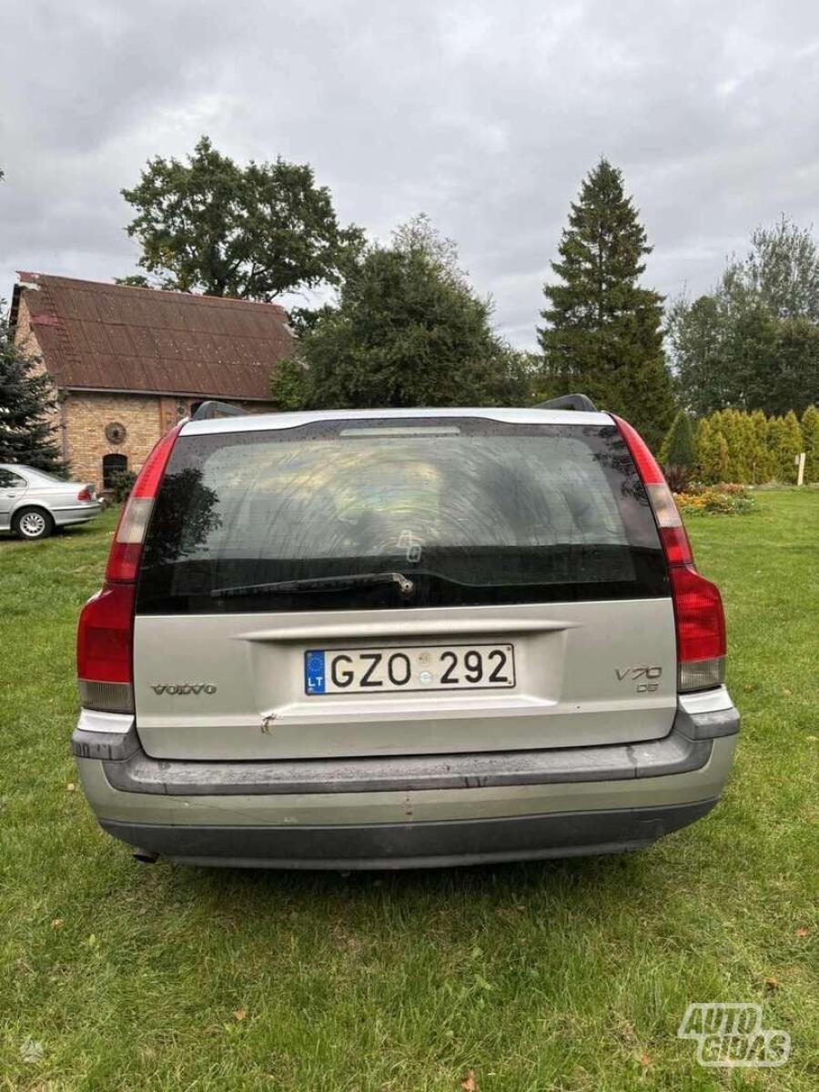 Grey Volvo V70 2004 in Radviliskis, with an engine capacity of 2.40 L and mileage of 286 thousand km for 1200 €, photo 5 on AUTOMOTO.COM.LV